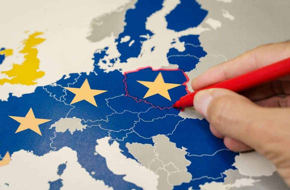 Choosing The Best European Delivery Service - 2023